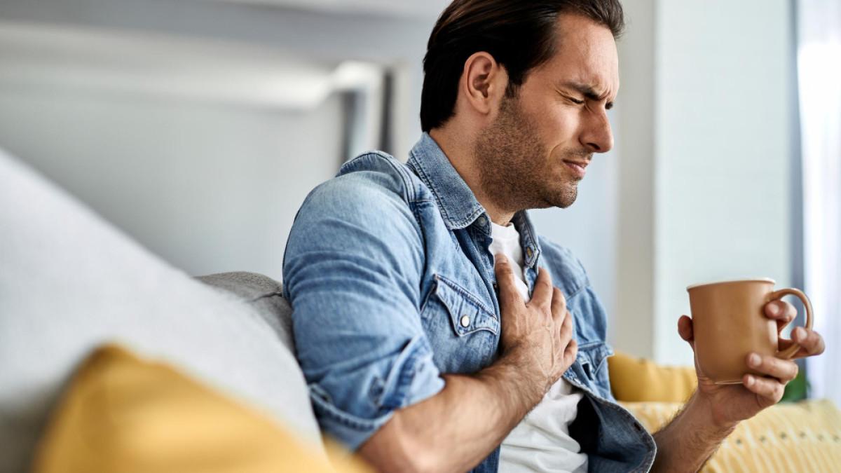 5 Kebiasaan Ini Diam-diam Meningkatkan Risiko Penyakit Jantung ...