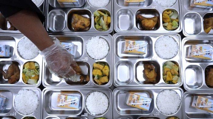 Viral Video Temuan Hewan Diduga Belatung di Menu MBG Tuban, Camat Tambakboyo: Itu Larva Ulat ...