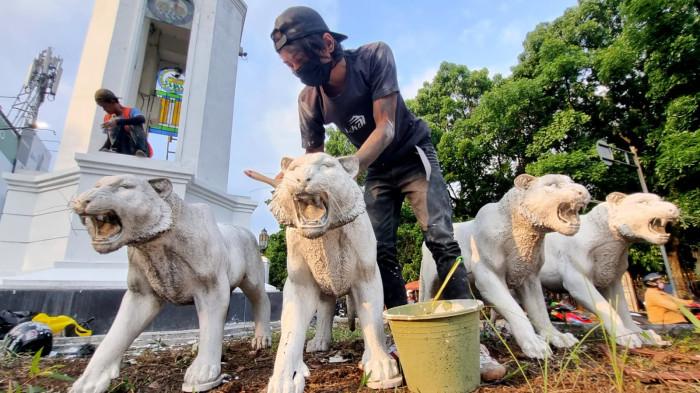 Tugu Dengan Ornamen Patung Maung di Tegallega Dicat Ulang - Tribunjabar.id