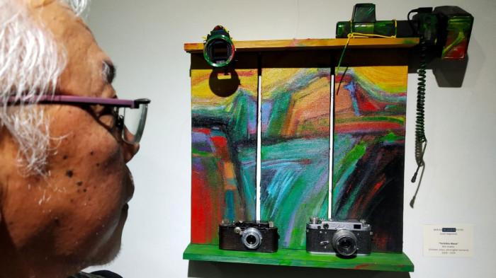 Pameran Tunggal Andi Sopiandi Bertajuk "Bekas Dibalik Foto" - Tribunjabar.id