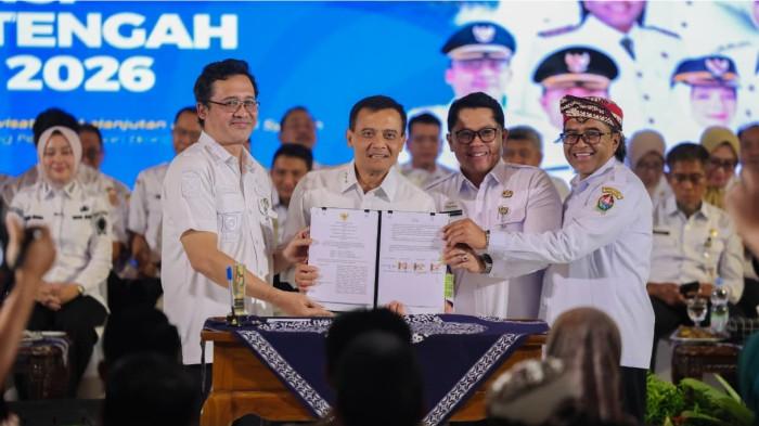 Gubernur Ahmad Luthfi Ingin Pemerataan Pendidikan di Lereng Gunung ...