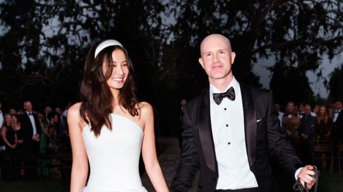 Sosok Brian Armstrong Miliader yang Ramai Disebut Pernah Jadi Suami ...