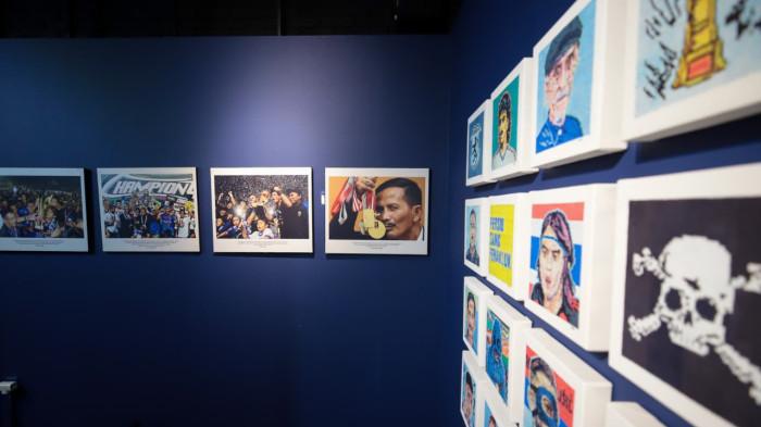 Menengok Kultura Persib di Grey Art Gallery Braga: Ruang Rindu Bobotoh ...