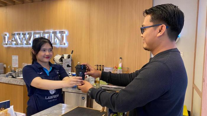 Jelajahi Rasa Baru, Lawson Hadirkan Espresso Gold: Perpaduan Premium ...