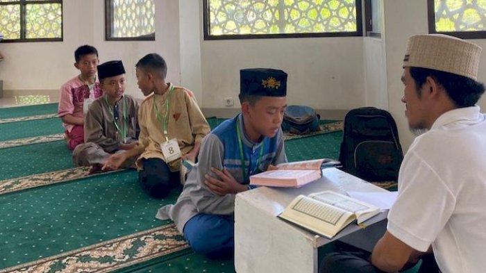 Pesantren Yadul Ulya Garut: Para Penghafal Al-Qur'an Terjaga Saat ...
