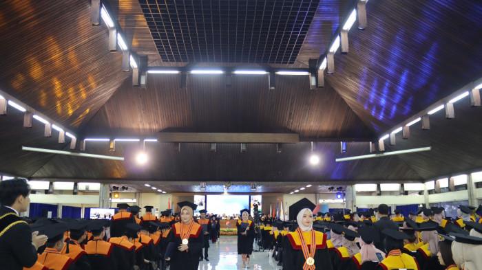 Polban Cetak Ribuan Lulusan Vokasi, Siap Jawab Tantangan Industri dan ...