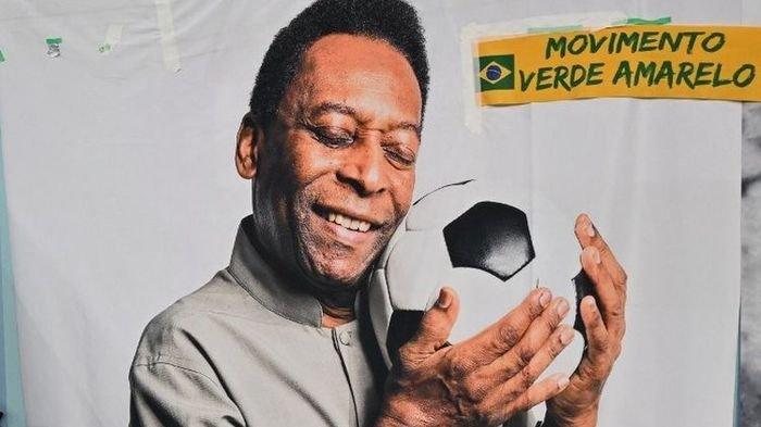 Kabar Duka Dunia Sepak Bola Legenda Asal Brasil Pele Meninggal Dunia di ...