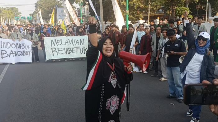 Fakta-fakta Wakil Ketua DPRD Kabupaten Cirebon yang Viral Hina Fisik ...
