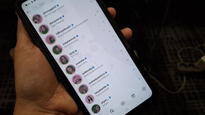 Makna dan Asal Usul Gerakan Brave Pink Hero Green yang Sedang Viral di ...