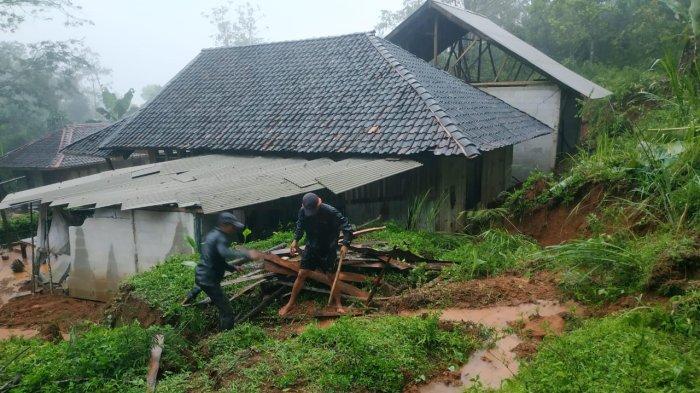 2 Korban Hilang Bencana Banjir dan Longsor Sukabumi Belum Ditemukan, Diduga Bukan Tertimbun ...