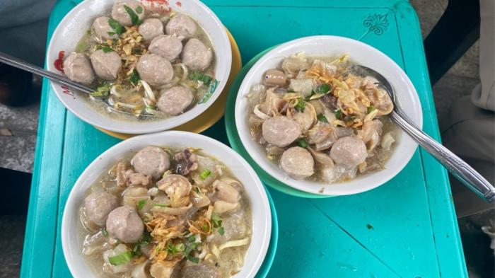Mie Kocok Mang Nanang: Kuliner Legendaris Bandung yang Tetap Eksis ...