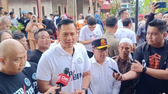 AHY Serahkan Sertifikat ATH kepala Puluhan Warga Cianjur - Tribunjabar.id