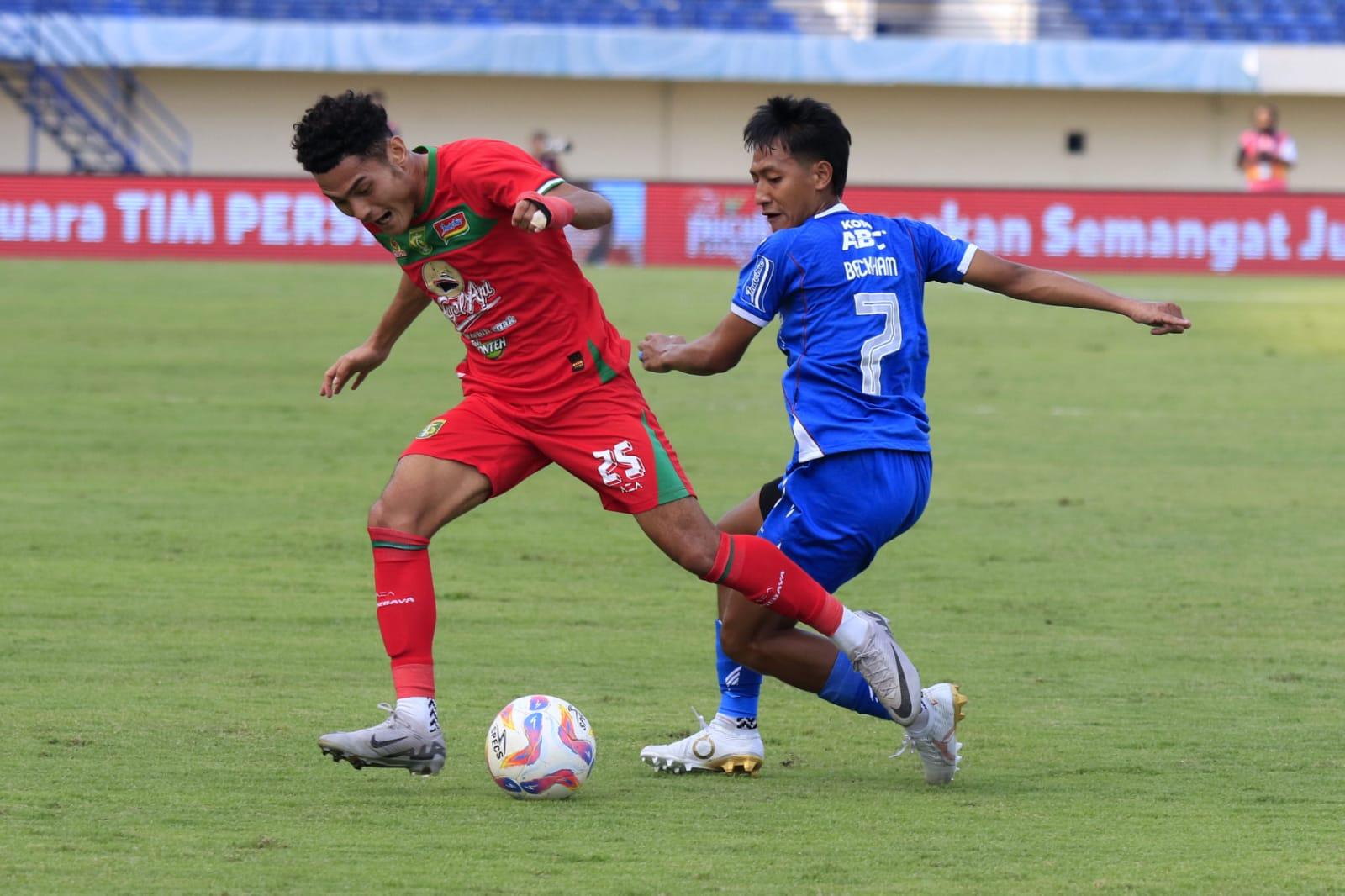 Duel Persib Bandung-Persebaya Surabaya, Tim Jago Kandang Versus Kuat ...