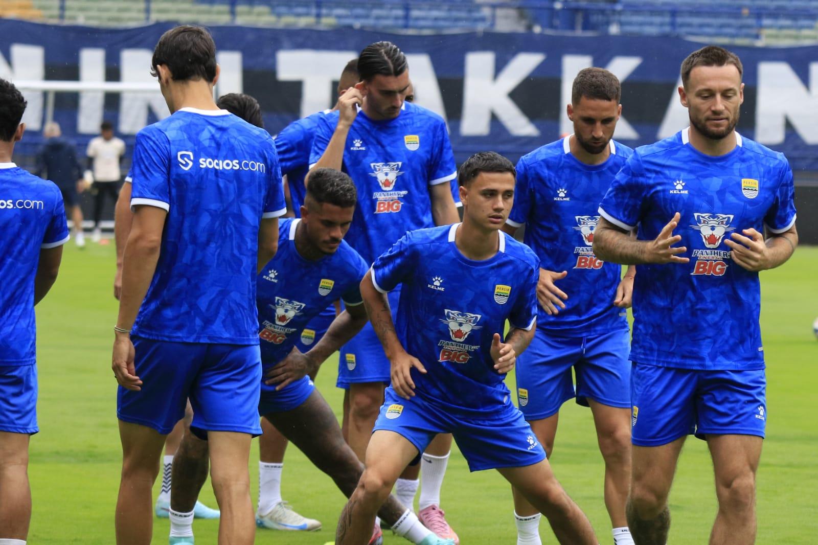 Prediksi Susunan Pemain Persib Bandung di ACL 2 JIKA Mau Turunkan Semua Pemain Asingnya, Lebih ...