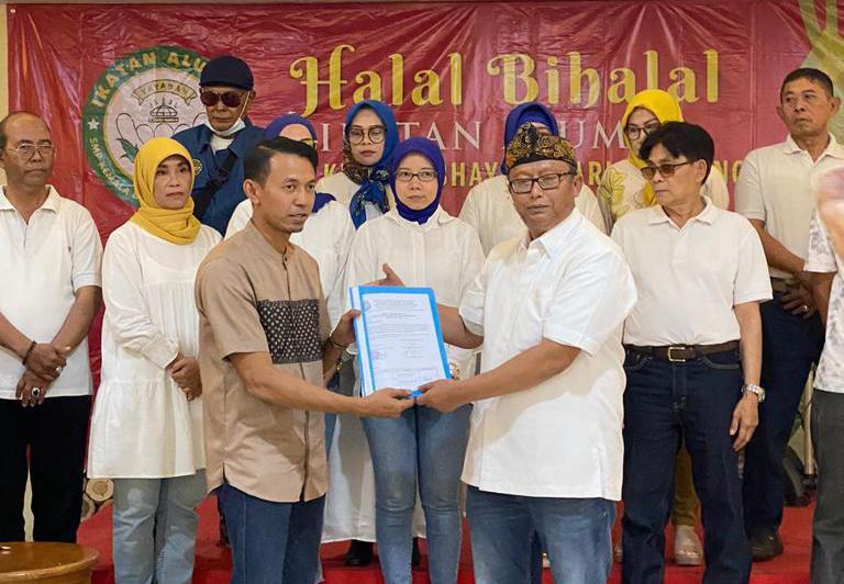 Anggota DPRD Jabar Toni Setiawan Resmi Jadi Ketua IKA SMP Kemala ...