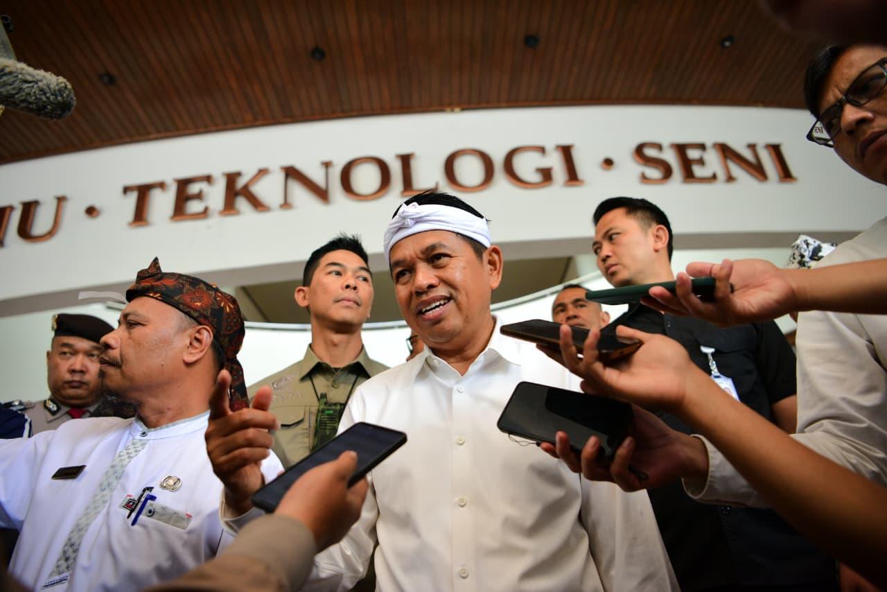 Study Tour hingga Bus Sekolah: Dedi Mulyadi Siapkan Evaluasi Besar ...