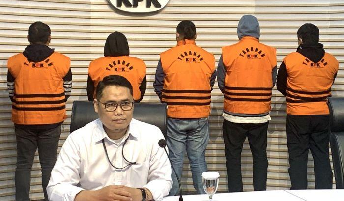 Menantu Jokowi Ikut Terseret Kasus Dugaan Korupsi di Sumut, KPK Telusuri Aliran Uang ke BN ...