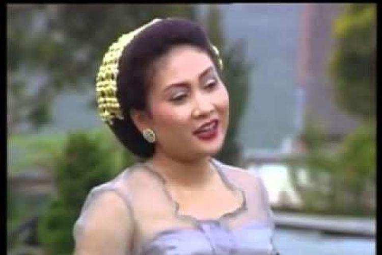 Chord Lagu Borondong Garing, Lagu Sunda Hits Nining Meida, Lengkap ...