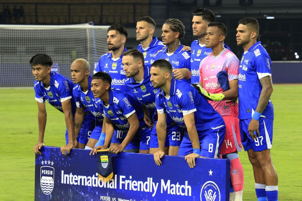 Formasi Persib Berubah Drastis, Tata Ulang Striker dan Trio Bek Baru ...