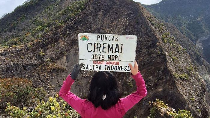 Panduan Lengkap Mendaki Gunung Ciremai via Jalur Sadarehe: Tiket, Biaya ...