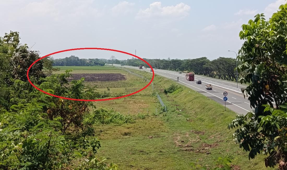 CEK Fakta: Viral Video Meteor Jatuh Dekat Tol Ciperna Cirebon, Ini ...