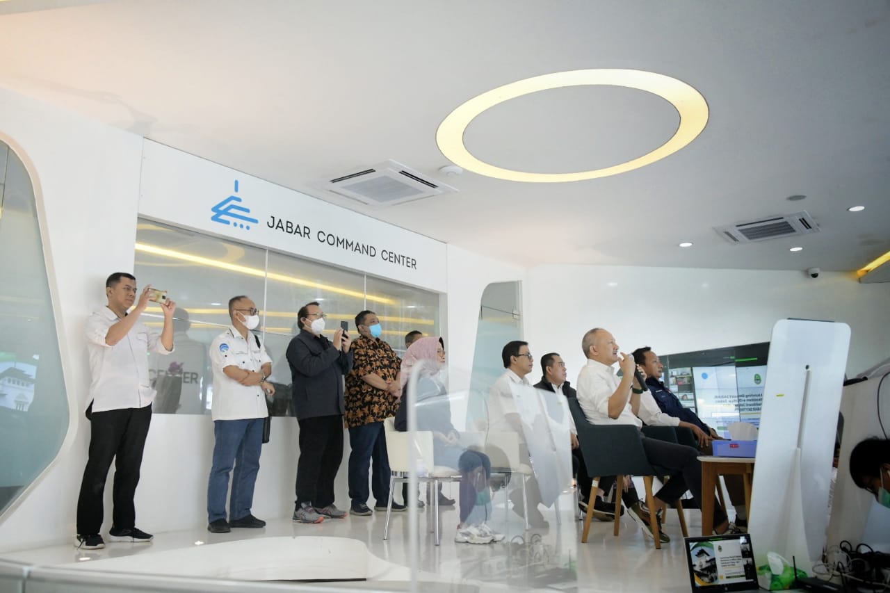 Pemdaprov Jawa Barat Luncurkan SMART JABAR - Tribunjabar.id