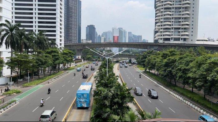 Siap-Siap Naik Mobil di Jalan Jakarta Keluar Duit, Kawasan Sudirman ...