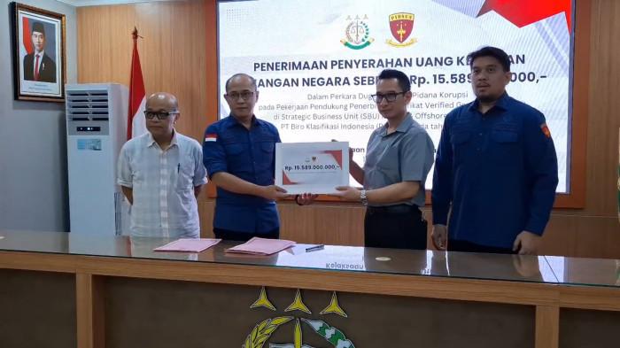 Kejari Jakarta Utara Terima Pengembalian Kerugian Negara Rp 15,5 M dari ...