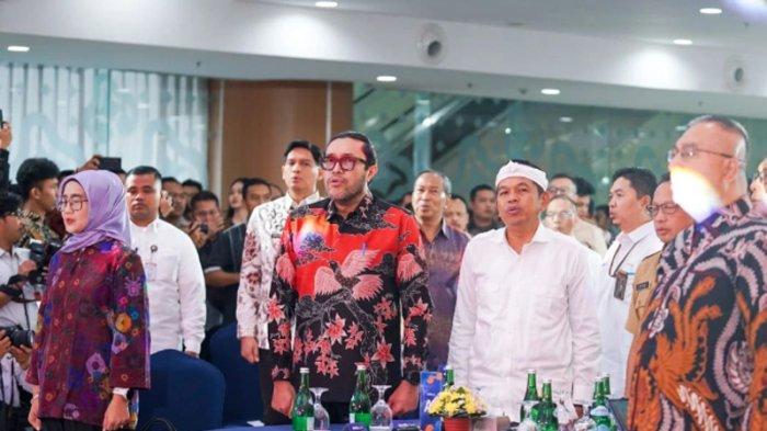 Dedi Mulyadi Vs PDIP Lagi Panas, Sang Gubernur Jabar Semeja dengan Ono ...