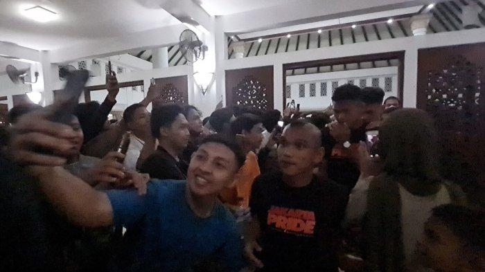 Doa Bersama Tragedi Kanjuruhan di Kemayoran, The Jakmania Gagal Fokus ...