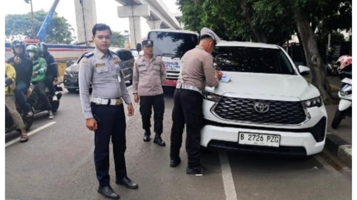 Labschool Rawamangun Jaktim Imbau Murid Naik Transportasi Umum untuk ...