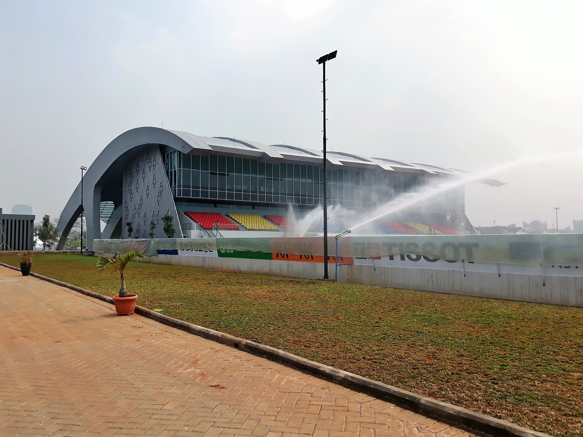 Jakarta International Equestrian Park Pulomas, Arena Berkuda dengan ...