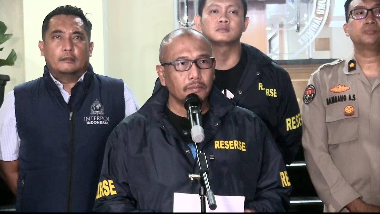"Profesor" Reyhan Simpan Bom Molotov Buat Massa Perusuh di Kolong ...