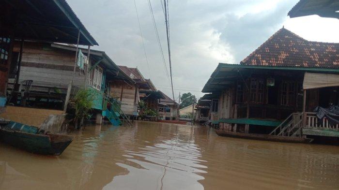 Banjir Merendam Ratusan Rumah di Tahtul Yaman Jambi, Pos Pengungsian Siap Didirikan ...