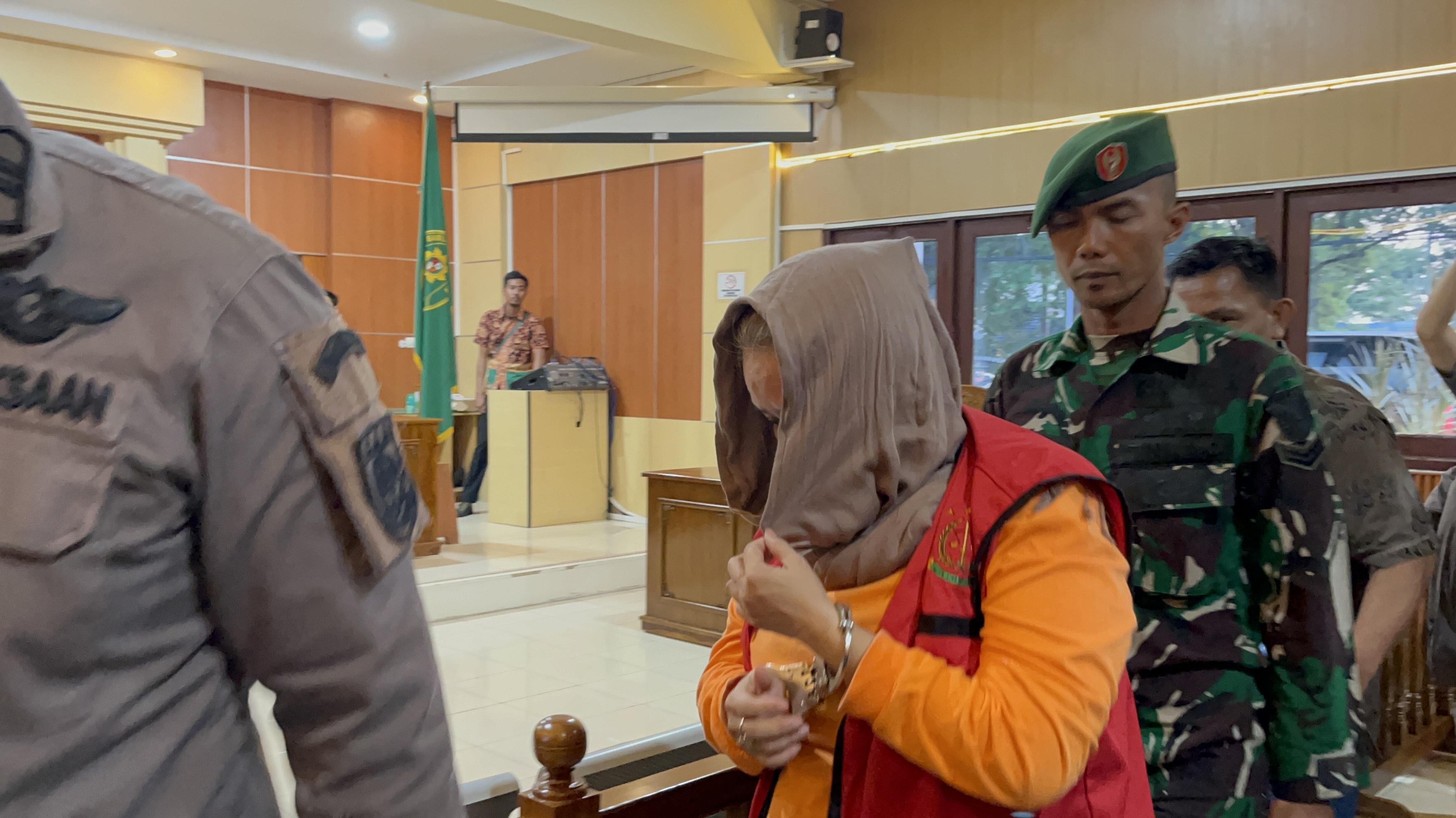 Pengendali Narkoba Jambi Helen Dituntut Hukuman Mati, Jaksa Bilang Keterangan Berbelit-belit ...