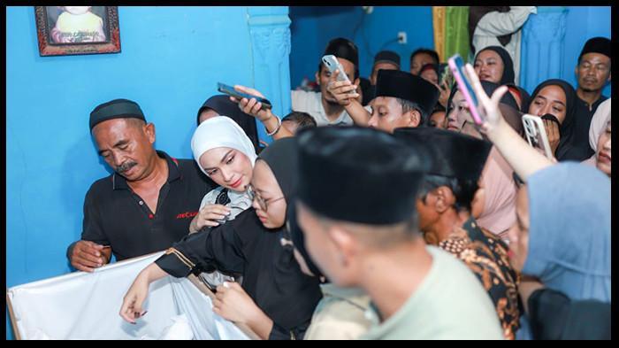 Histeris, Suyanti 23 Tahun tak Jumpa Anak Kini Meninggal di Malaysia ...
