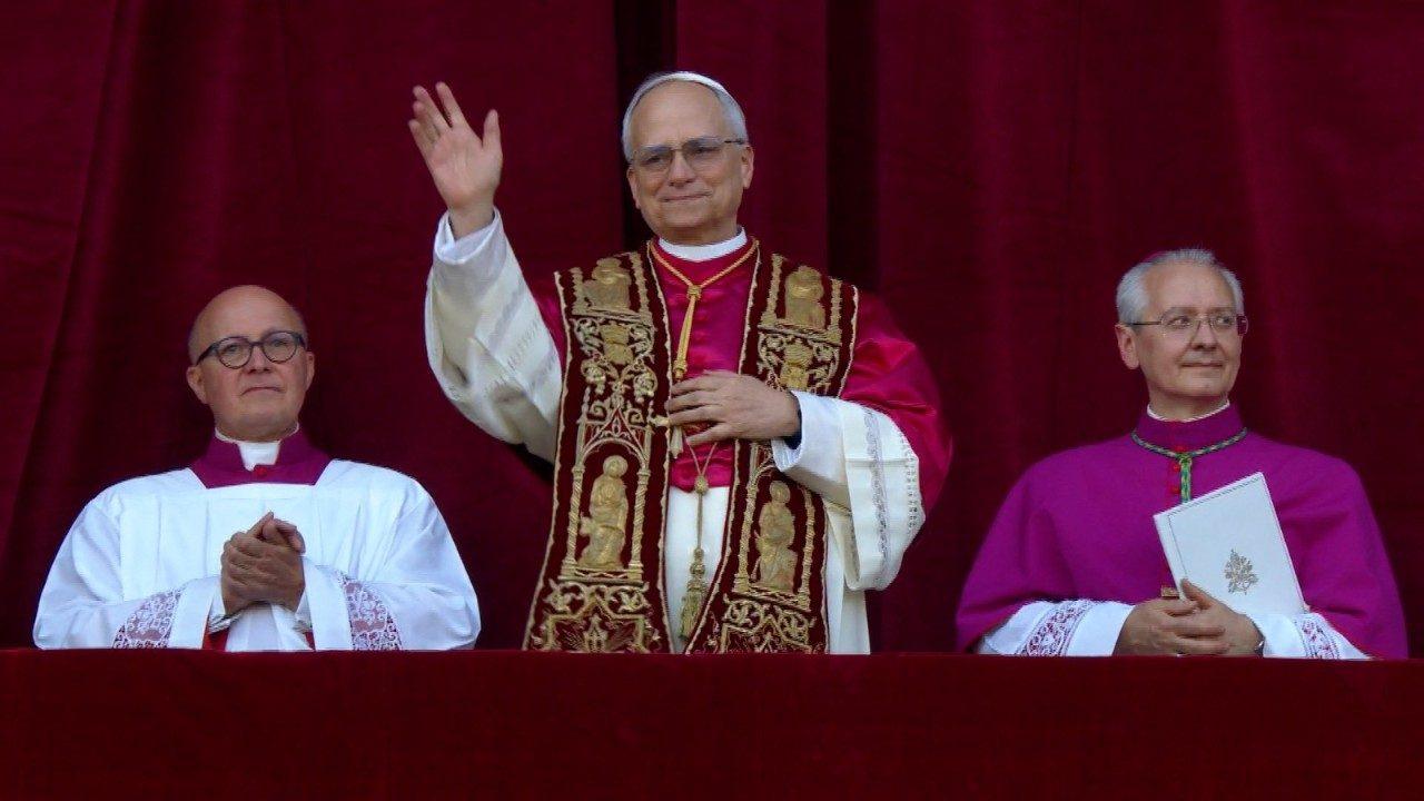 Daftar Nama 267 Paus Gereja Katolik Roma dari Abad ke Abad, Tahun 30 ...
