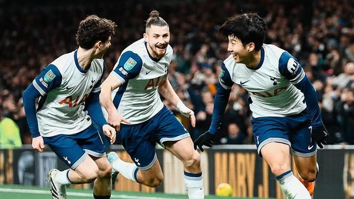 Prediksi Skor dan Statistik Reading vs Tottenham Hotspur, Sabtu 19 Juli ...