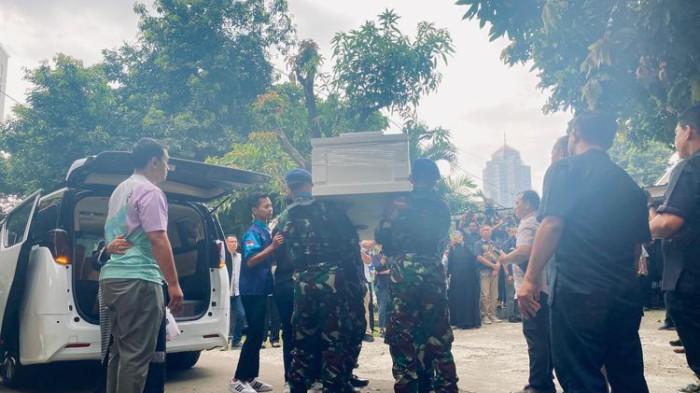 Tangis di Rumah Duka Marsma Fajar Adriyanto, Korban Tewas Jatuhnya ...