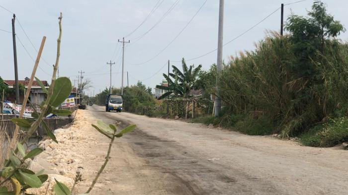 Jalan Desa Bedono Rusak Parah Imbas Pembangunan Tol Semarang–Demak ...