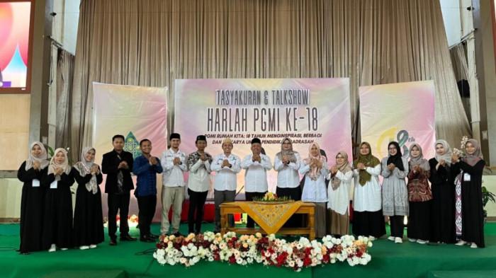 Harlah PGMI UIN Walisongo: 18 Tahun Menginspirasi, Berbagi, dan Berkarya untuk Pendidikan ...