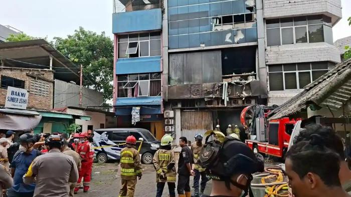 Kesaksian Dimitri dalam Kebakaran Gedung Terra Drone, 22 Orang ...