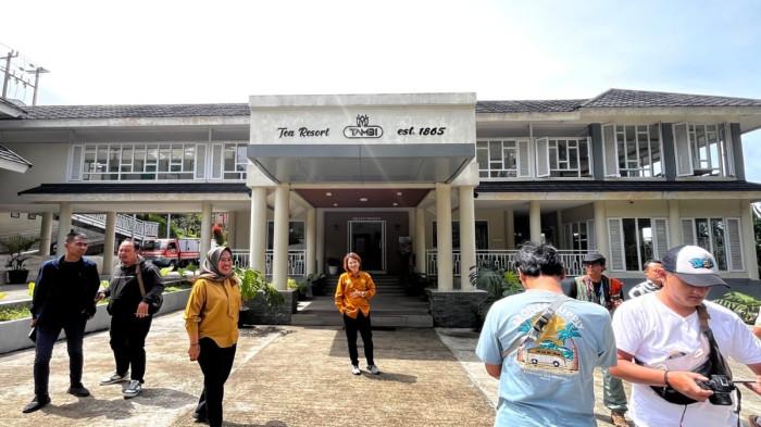 Tambi Tea Resort, Suguhkan Wisata Edukasi dari Balik Hamparan 800 ...