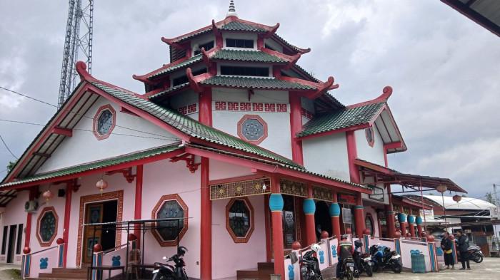 Masjid atau Kelenteng? Menengok Megahnya Masjid Muhammad Cheng Ho ...