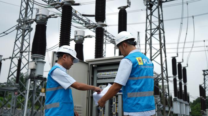 PLN Energize Transmisi 150 kV Telukjambe–IKK, Dorong Pertumbuhan ...