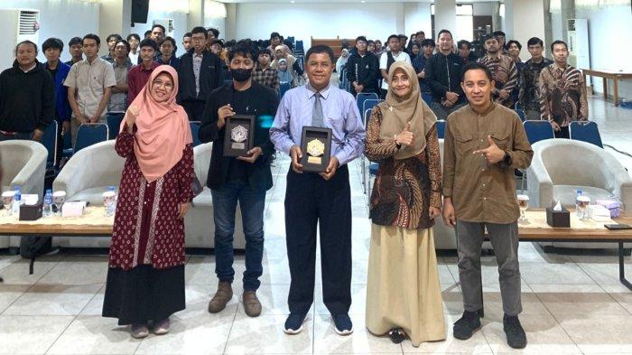 E-Comfest 2025 Dorong Mahasiswa Teknik Komputer Jadi Talenta Digital ...