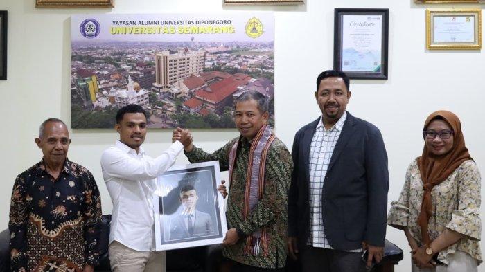 Mahasiswa Timor Leste Sukses Raih Gelar di USM Semarang, Siap Mengabdi ...