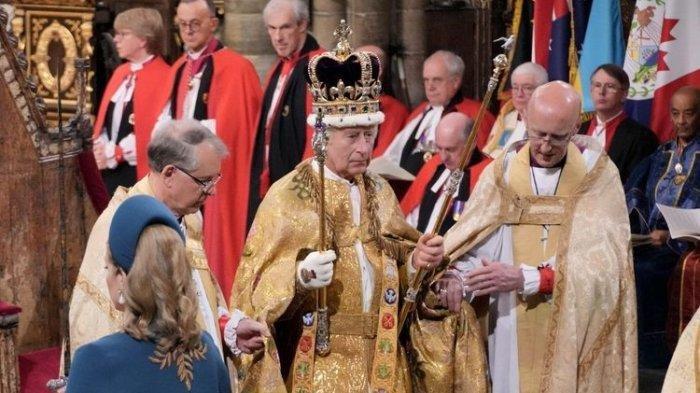 Melanjutkan Tradisi 900 Tahun, Charles III Resmi Jadi Raja Inggris dan ...