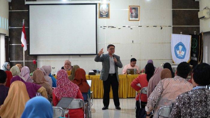 UHB Purwokerto Targetkan "Panen" Guru Besar, 134 Dosen Teken Pakta Integritas - Tribunjateng.com
