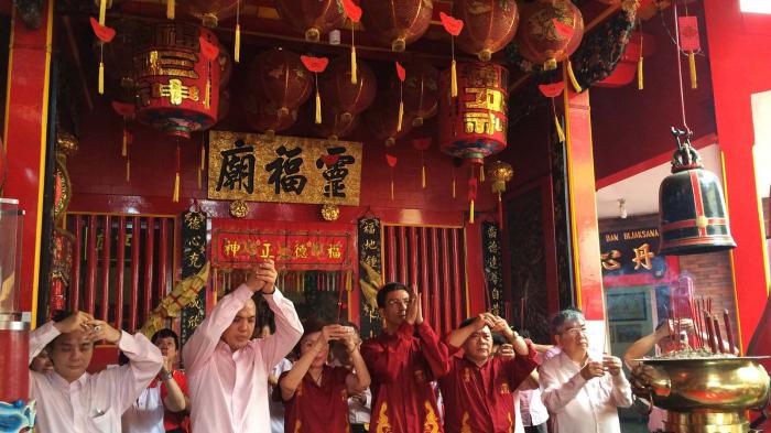 Saksikan Kirab Dewa Bumi di Gang Pinggir yang Diikuti 40 Klenteng dari ...